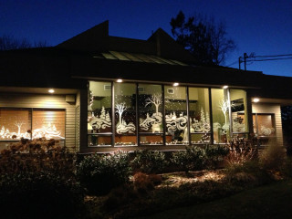 Animals & Winter Window Paintings - Graphic Garden Design Studio